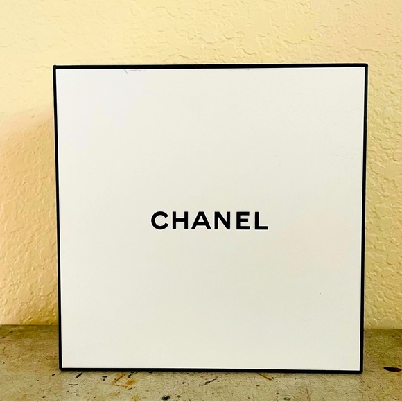 CHANEL | Accents | Chanel Perfume Storage Gift Box | Poshmark